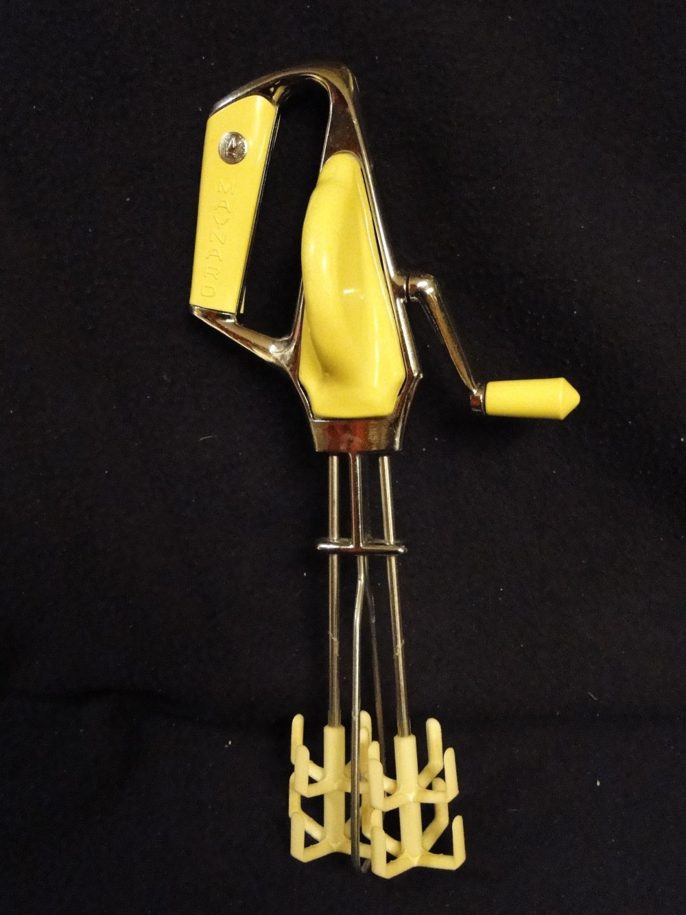 Cake, Oil and the Kitchen Revolution: The eggbeater | Travel with Pen ...